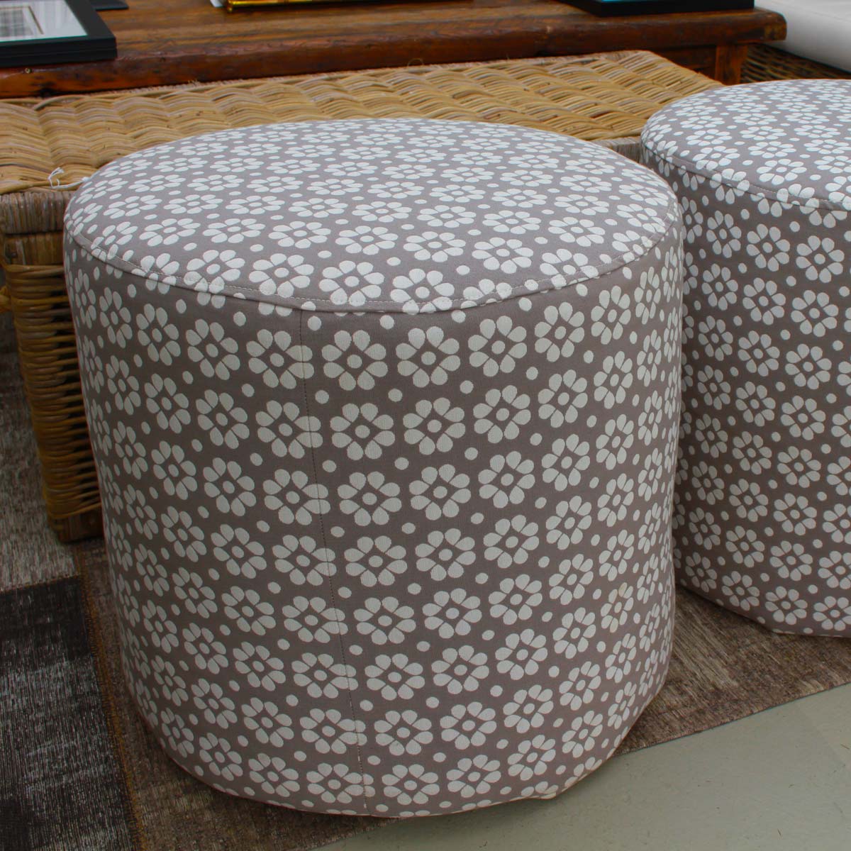 Small Round Ottoman – Bay Decor SA