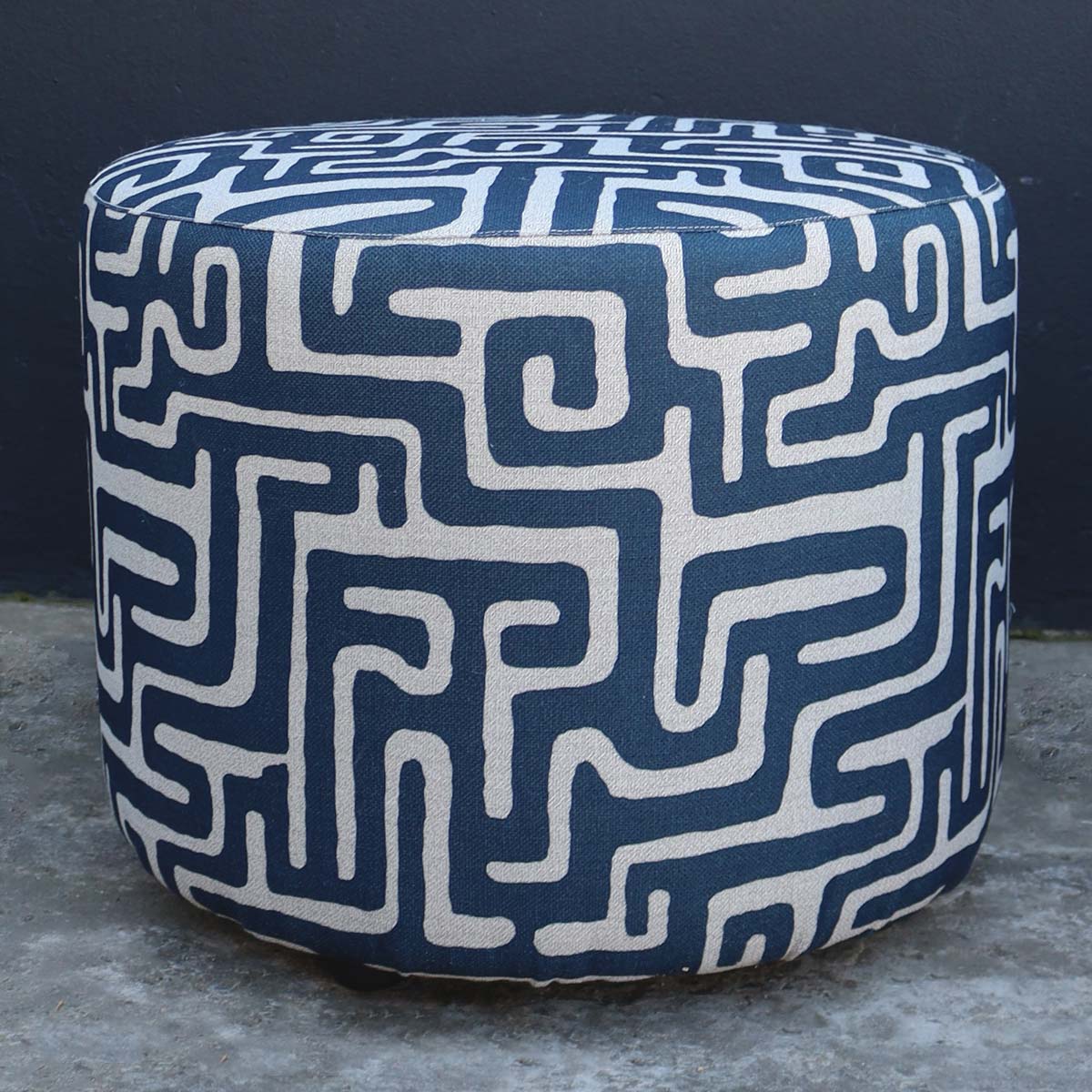 Small Round Ottoman – Bay Decor SA